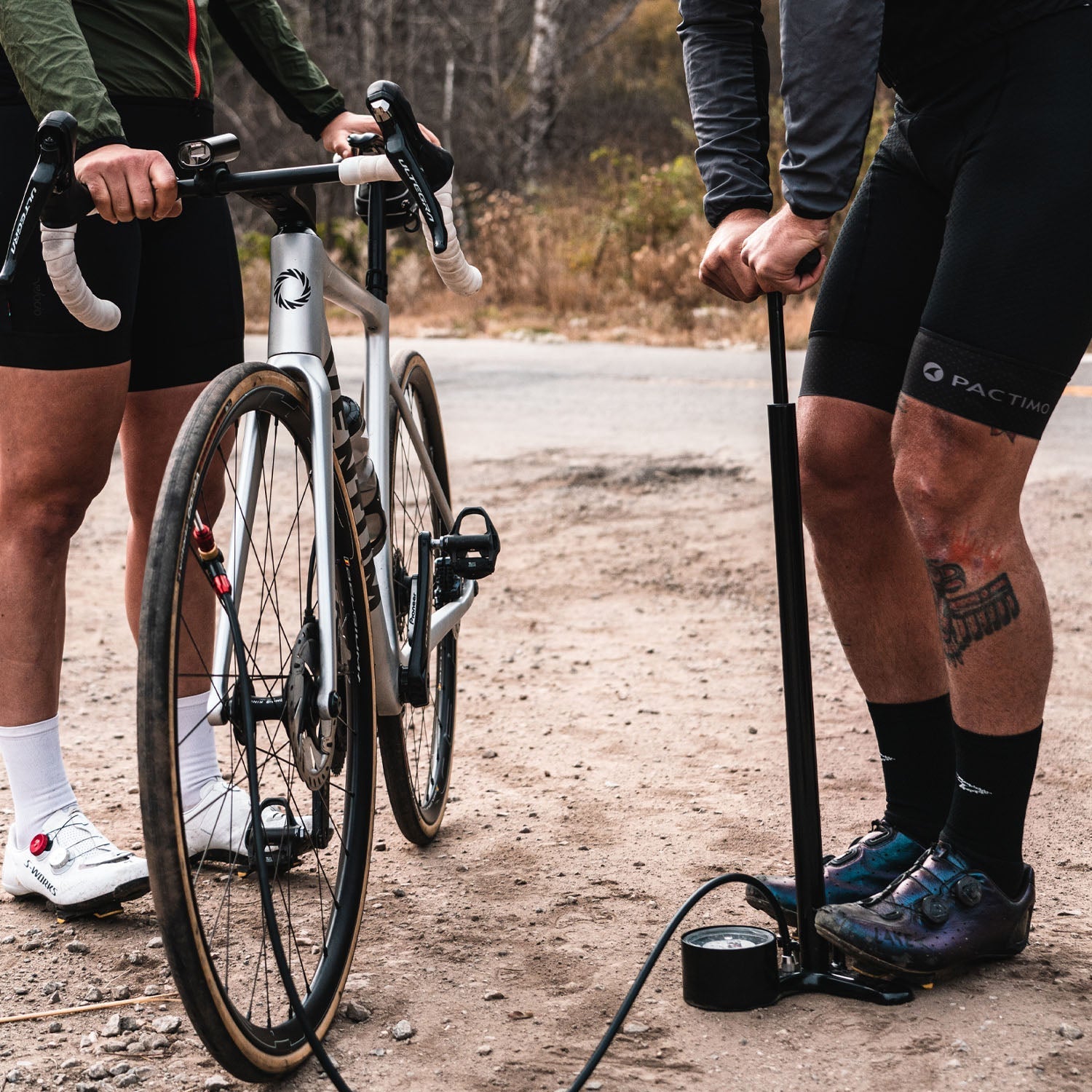 Track Floor pumps – Sprocket & Gear
